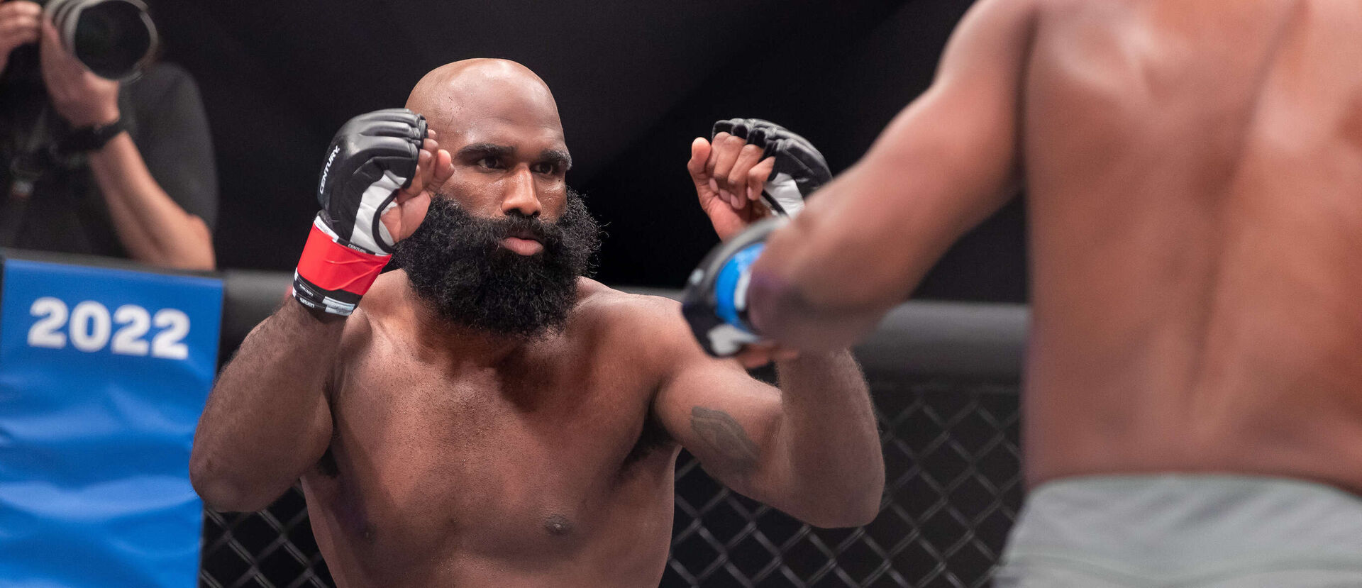 Miles Amos | Light Heavyweight (205)