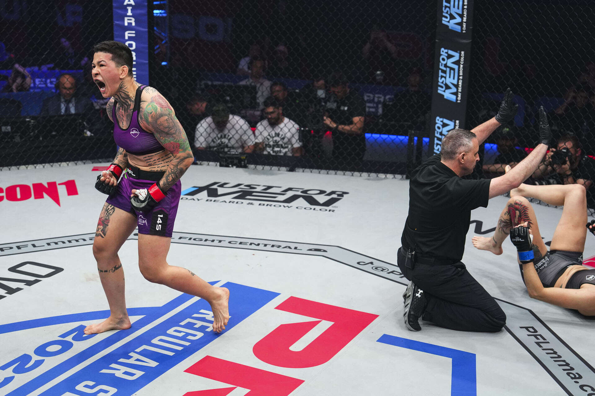 PFL 5, 2023: LARISSA PACHECO VS AMBER LEIBROCK | Professional Fighters ...