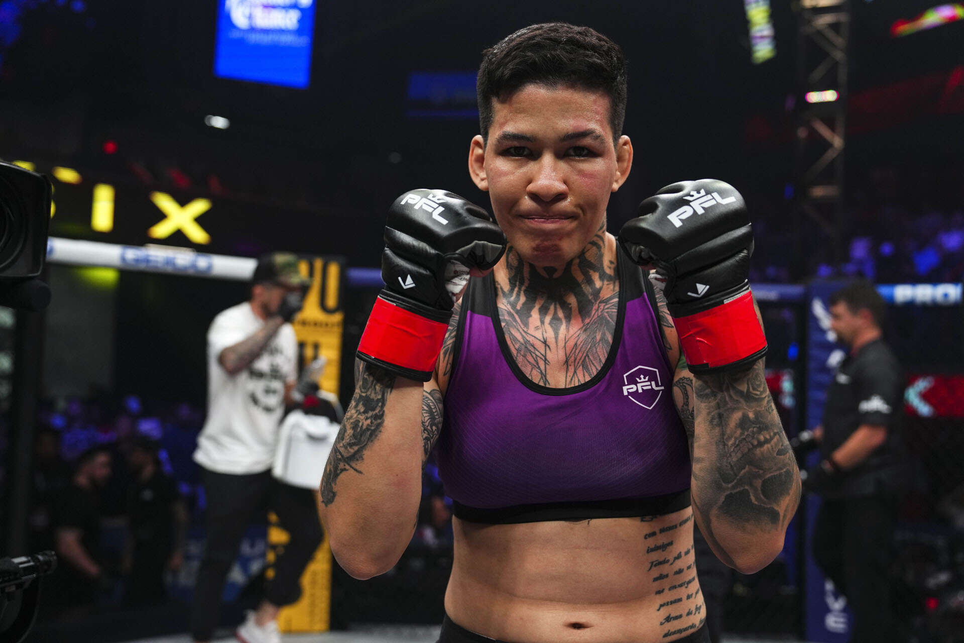 PFL 5, 2023: LARISSA PACHECO VS AMBER LEIBROCK | Professional Fighters ...